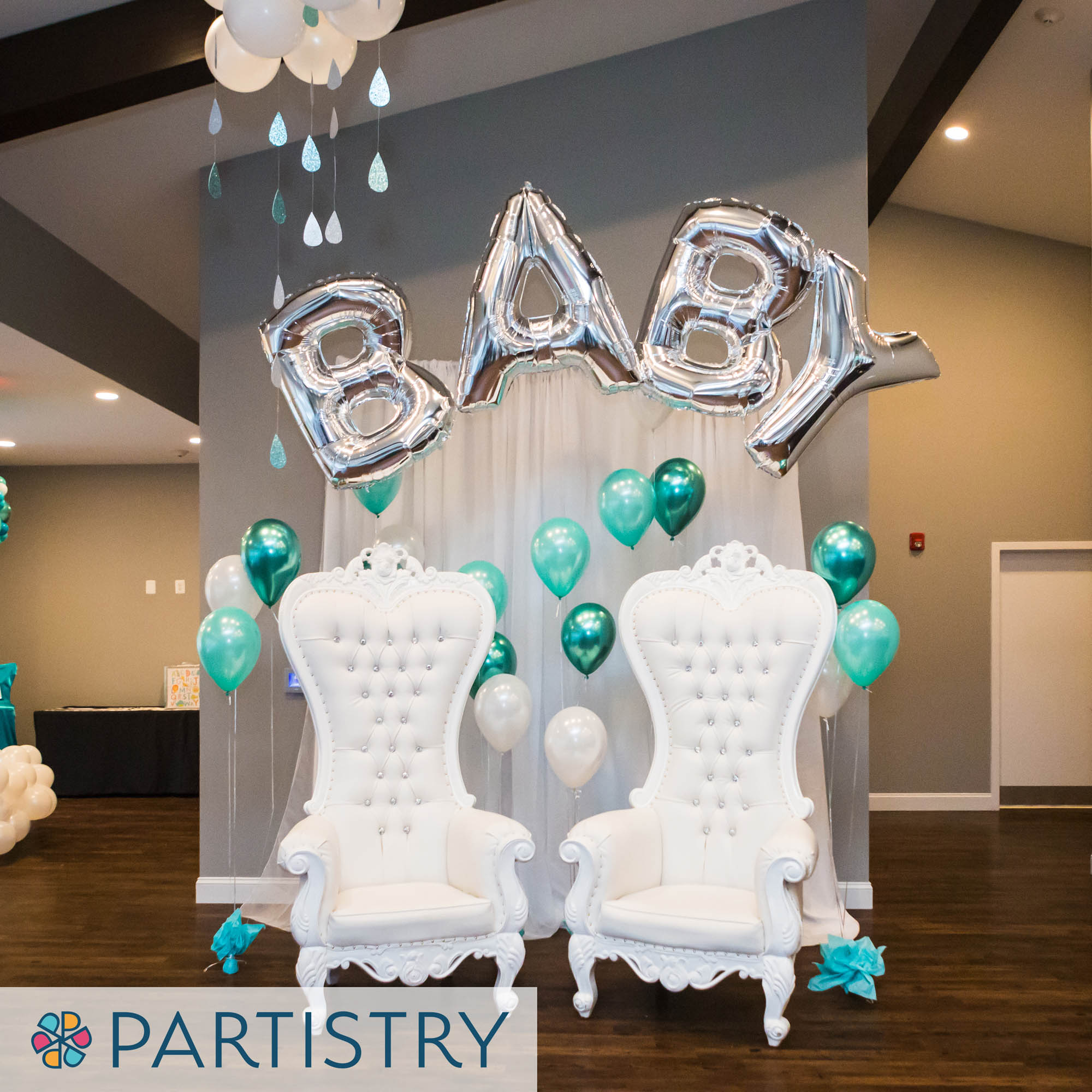 Custom Balloon Features & Decorations | Partistry Events