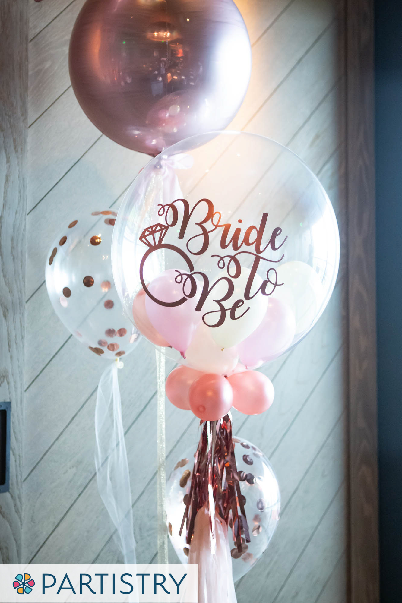 Custom Balloon Features & Decorations | Partistry Events